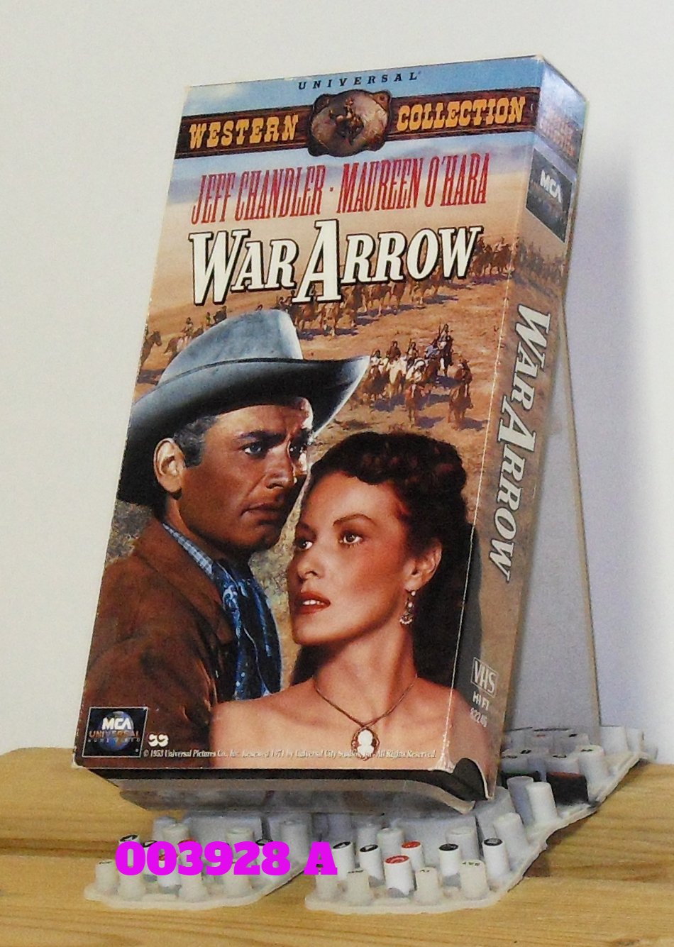 VHS - WAR ARROW