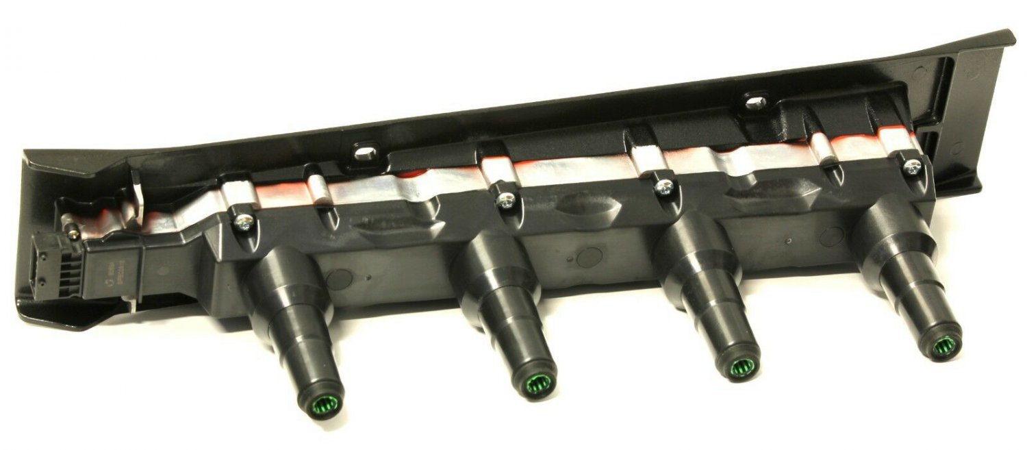 Ignition coil 8069A for SAAB 900 9000 9-3 9-5 30583218 55559955 9187980 ...