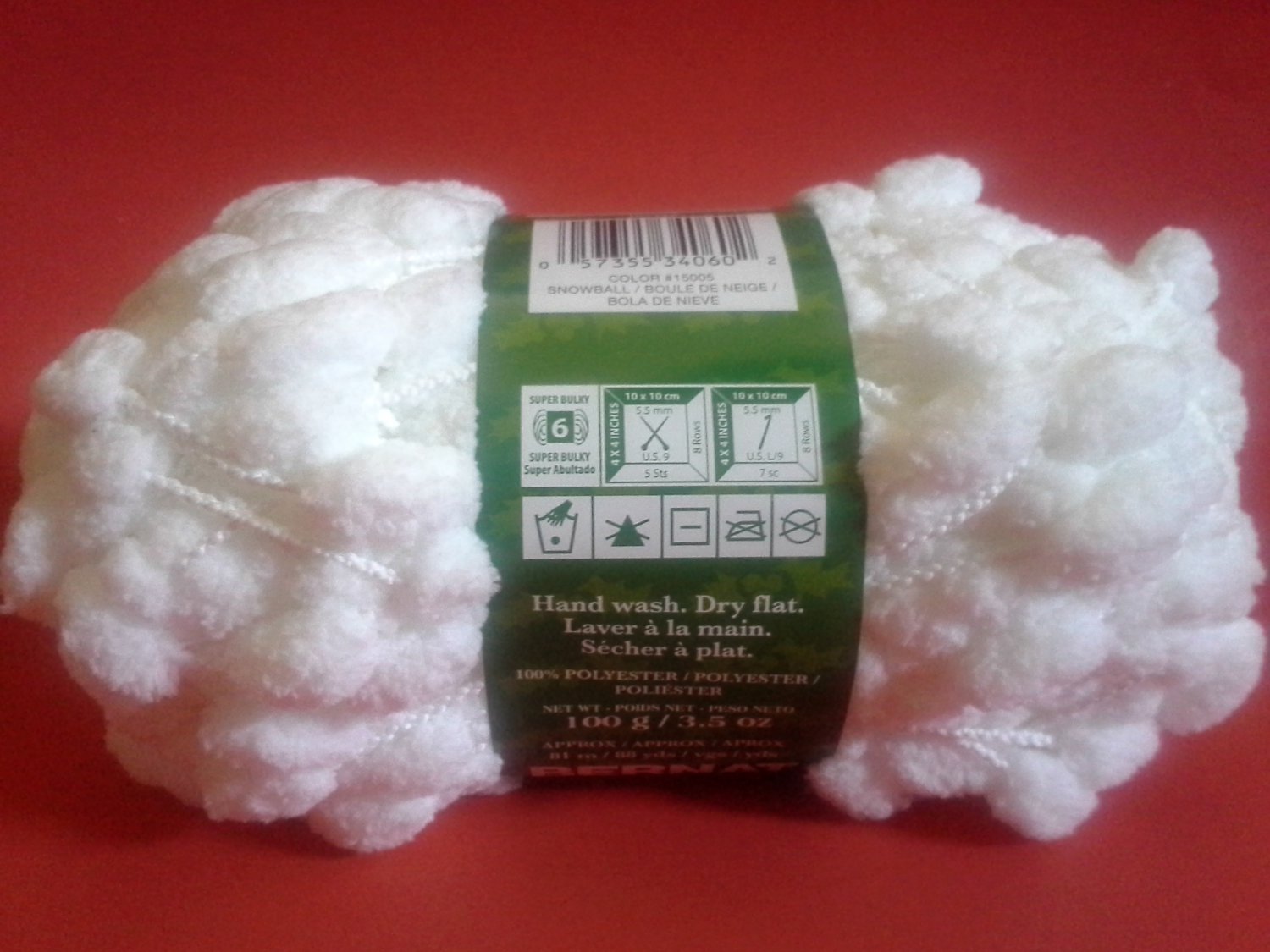 Bernat Puff Ball Holidays Yarn 3.5 ounces 88 yards White Snowball
