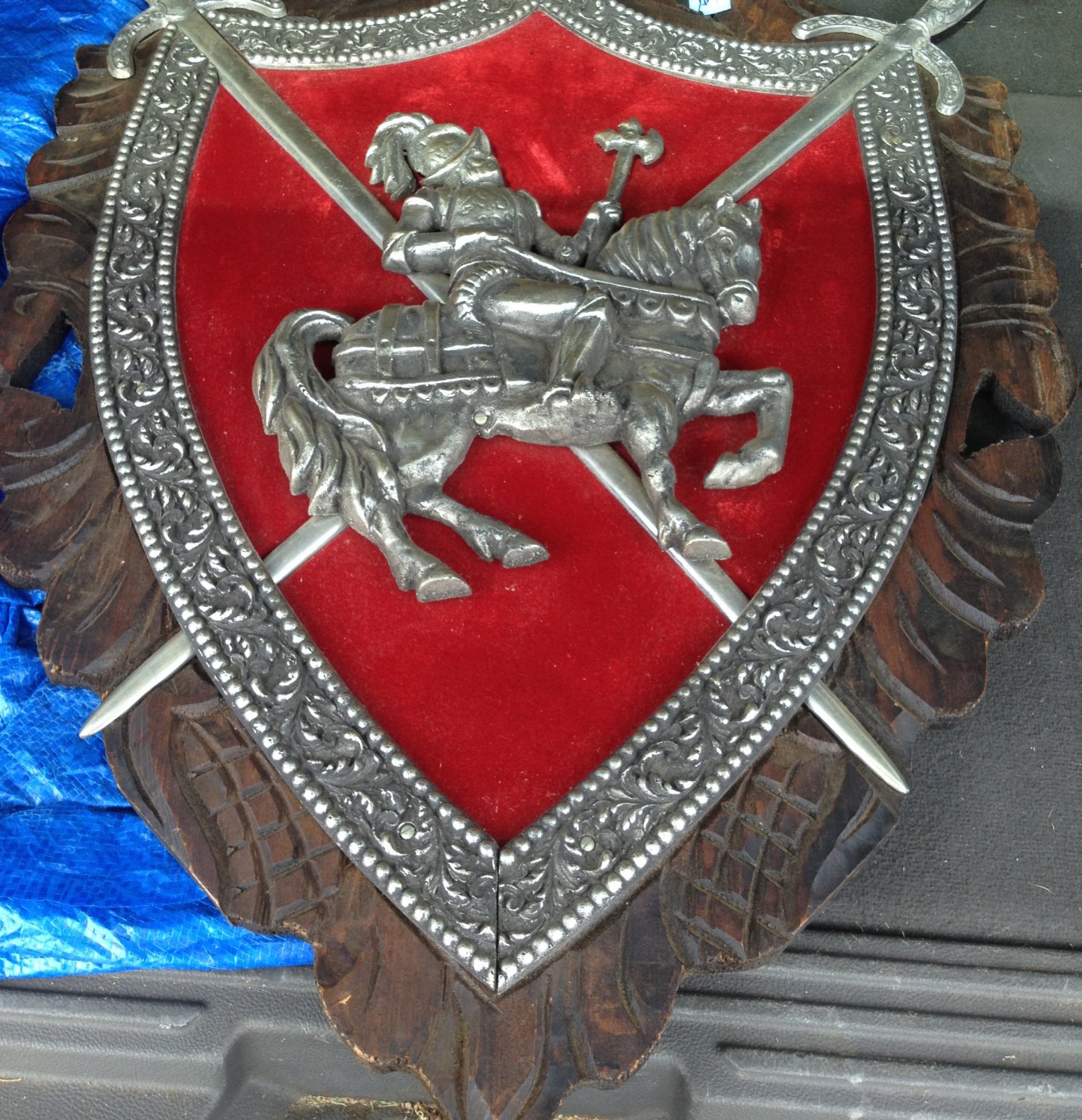 Mid evil shield And swords