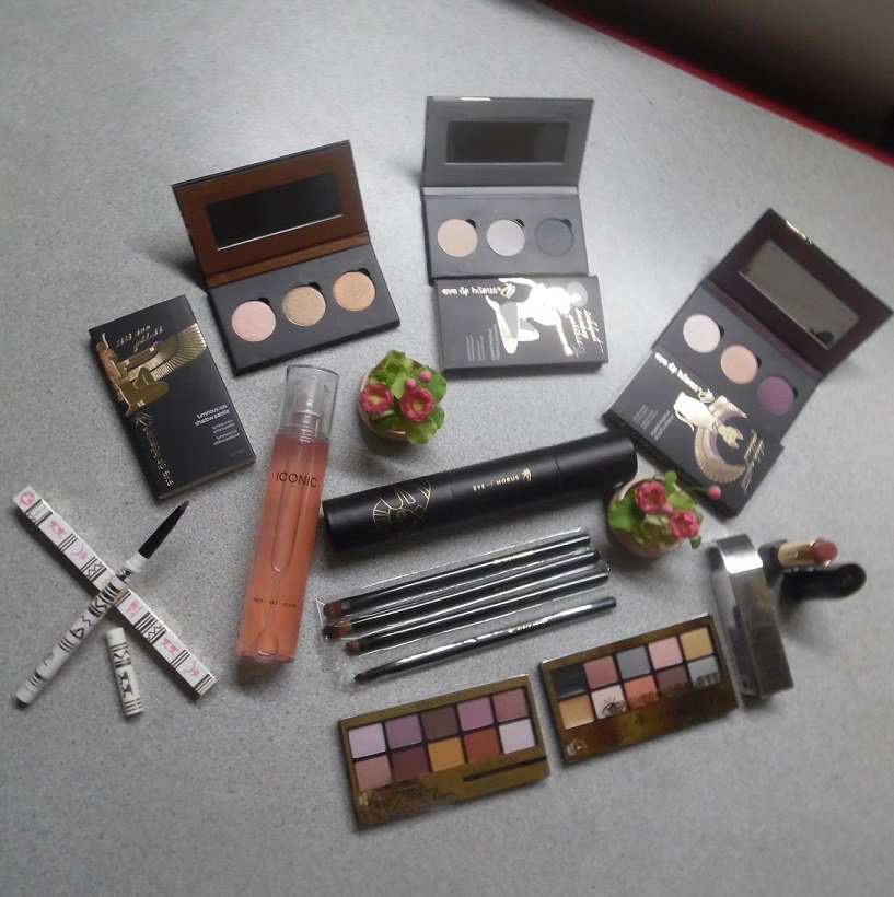 Walk Like An Egyptian Set