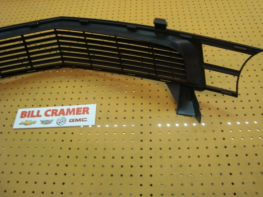 92208704 2010-2013 Chevrolet Camaro Dark Argent Heritage Grille