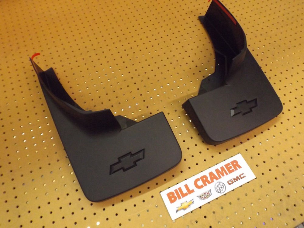 22894863 2014-2015 Chevrolet Silverado OEM Rear Splash Guards