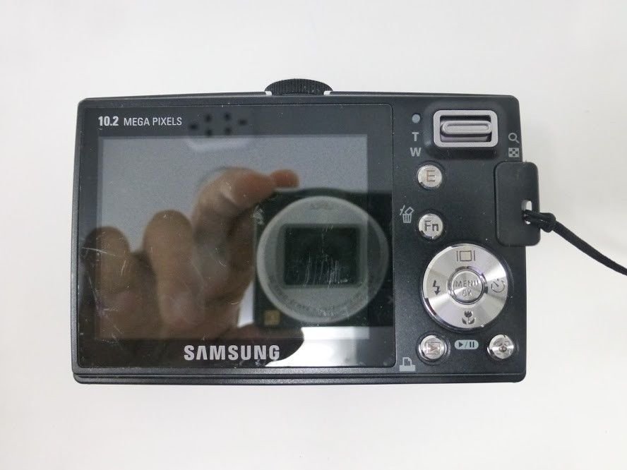 Samsung L Series L200 10.2MP Digital Camera - Black