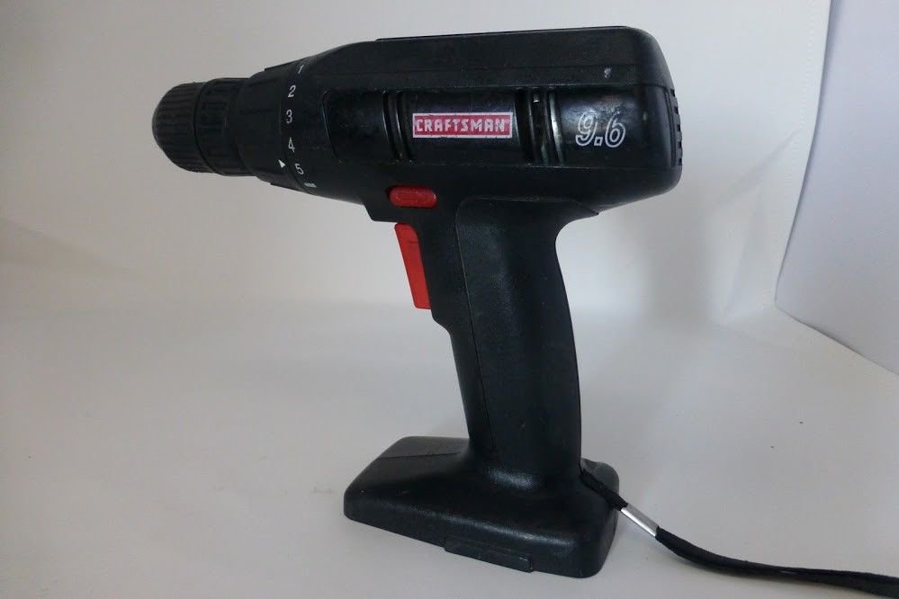 CRAFTSMAN Cordless 3/8" Drill Driver 9.6 Volts Model 973.110770