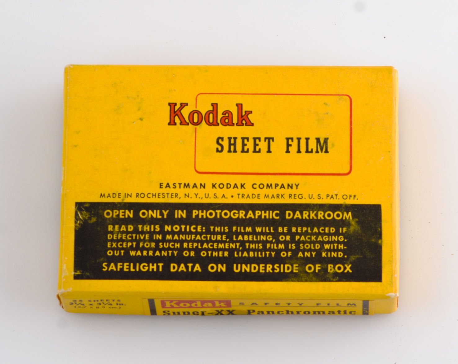 KODAK BOX SHEET FILM 1956 UNOPENED SUPER XX PANCHROMATIC 2 1/4 X 3 1/4 ...
