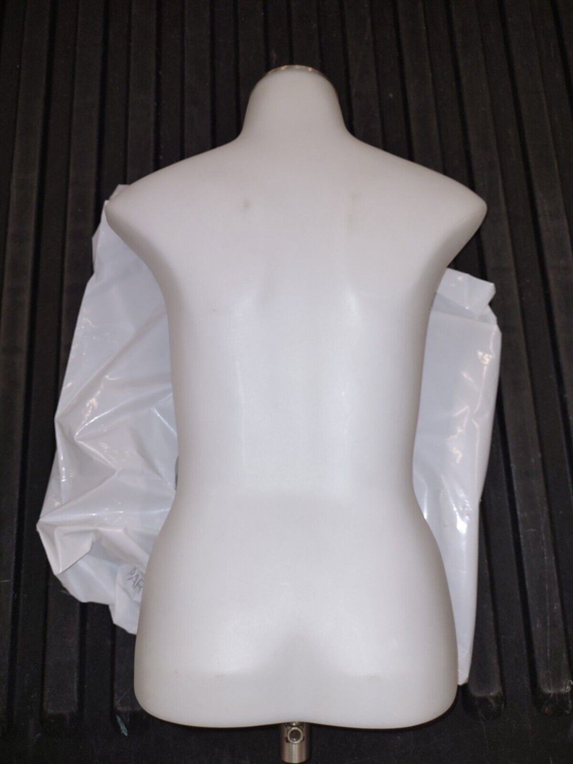 Lifestyle Forms & Display Mannequin Half Body Torso Female Dress Size Small