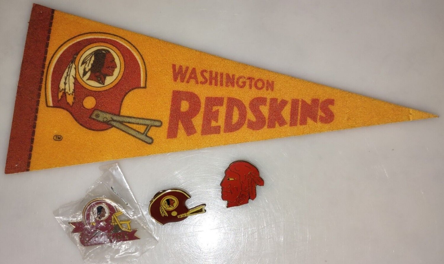 Vintage Washington Redskins Old Logo Commanders Mini 9" Pennant, 3 Pins