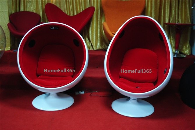 Pod chair with speakers, in leather or fabric,various colors