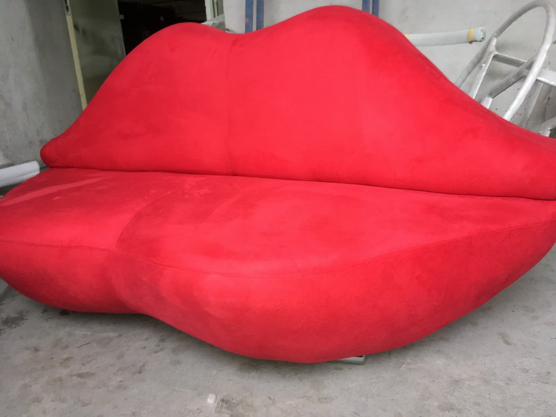 Design Sofa Lip lips Sofa in fabric in LA stock can pickup