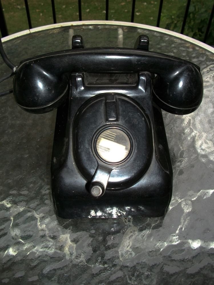 Vintage 1940's Black Bakelite Leich Hand Crank Telephone-Unique ...