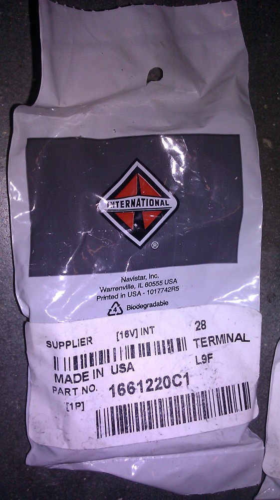 GENUINE INTERNATIONAL NAVISTAR TERMINAL 1661220C1 NEW SURPLUS -28 PACK!