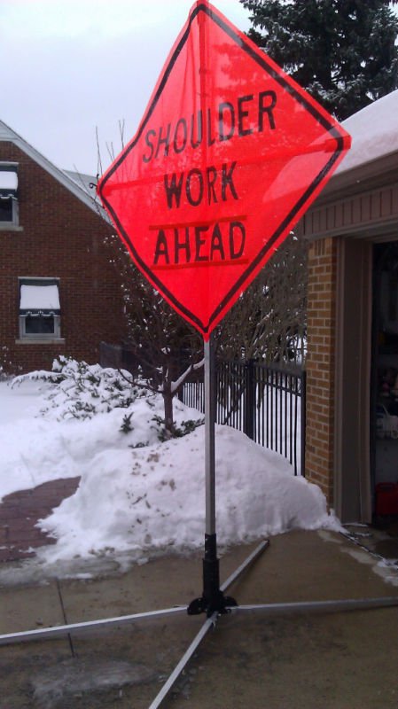 10.5' ROLL-UP SHOULDER WORK AHEAD SIGN/65" SIGN