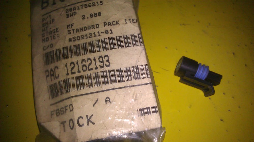 GENUINE DELPHI CONNECTOR 12162193