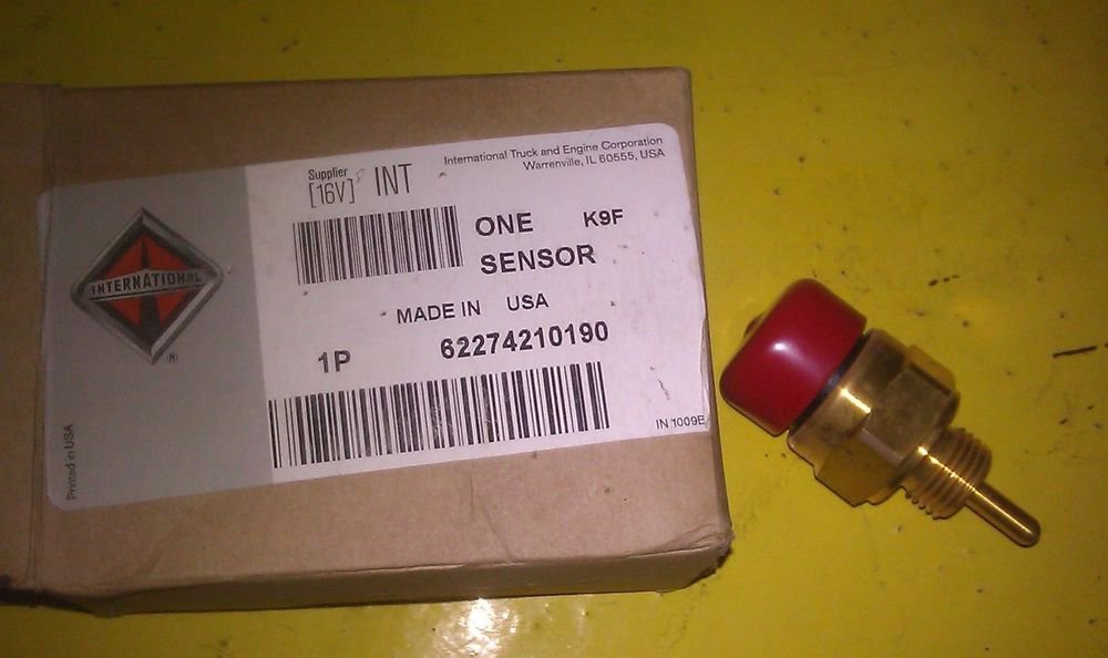GENUINE INTERNATIONAL NAVISTAR SENSOR 62274210190