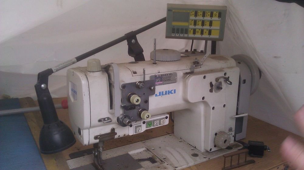 GENUINE JUKI INDUSTRIAL SEWING MACHINE LU-2210-6 / LU22106