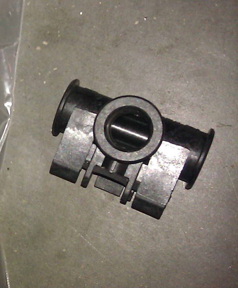 GENUINE INTERNATIONAL FITTING 3559587C1 NEW SURPLUS