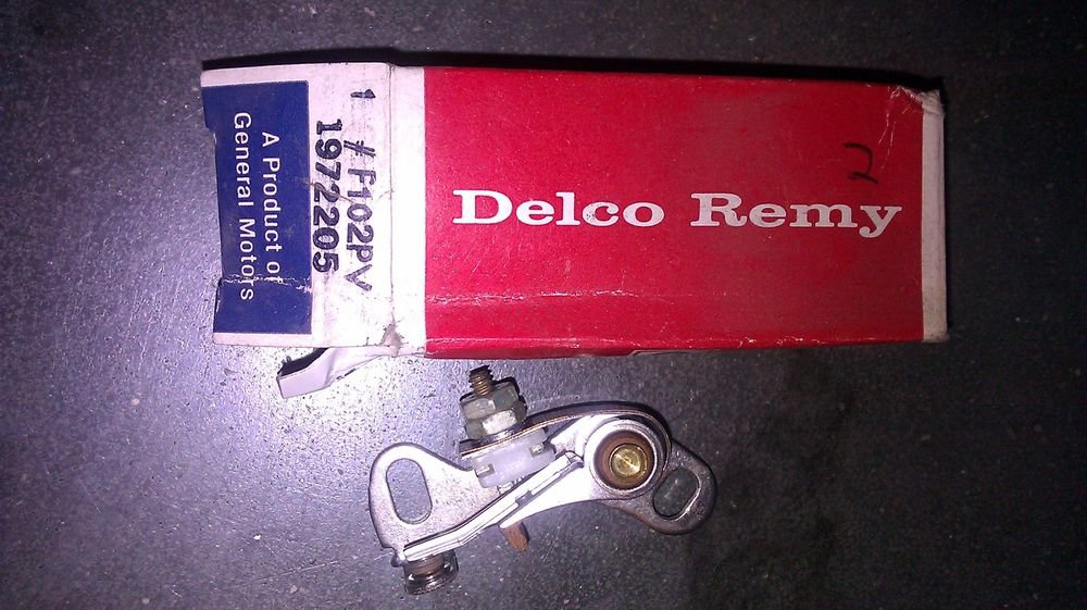 GENUINE DELCO CONTACT SET 1972205 / F102PV NEW SURPLUS