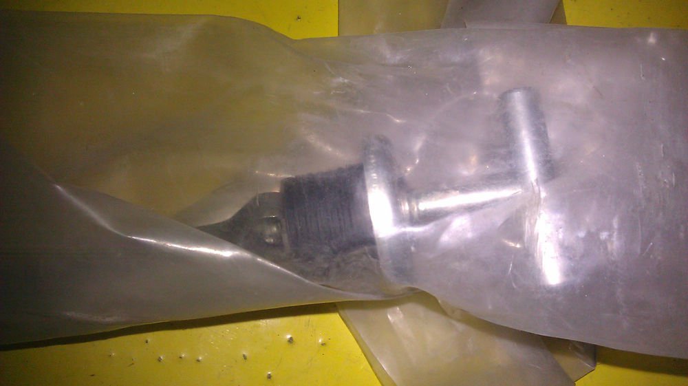 GENUINE INTERNATIONAL NAVISTAR OIL LEVEL DIPSTICK DIP STICK GAUGE 3590888C2