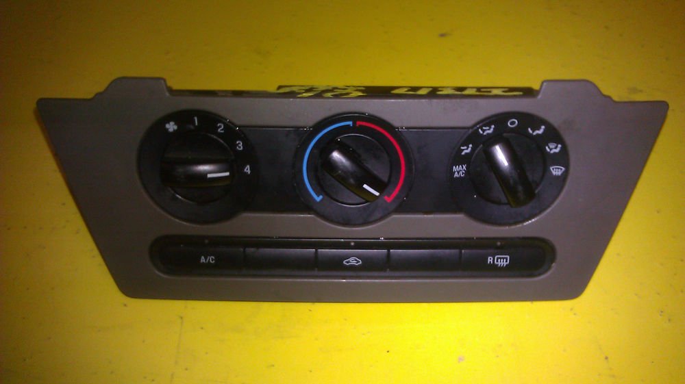 FORD FUSION 2006-2009 AC HEATER CLIMATE CONTROL 6E5H-19980-AF / 6E5H19980AF