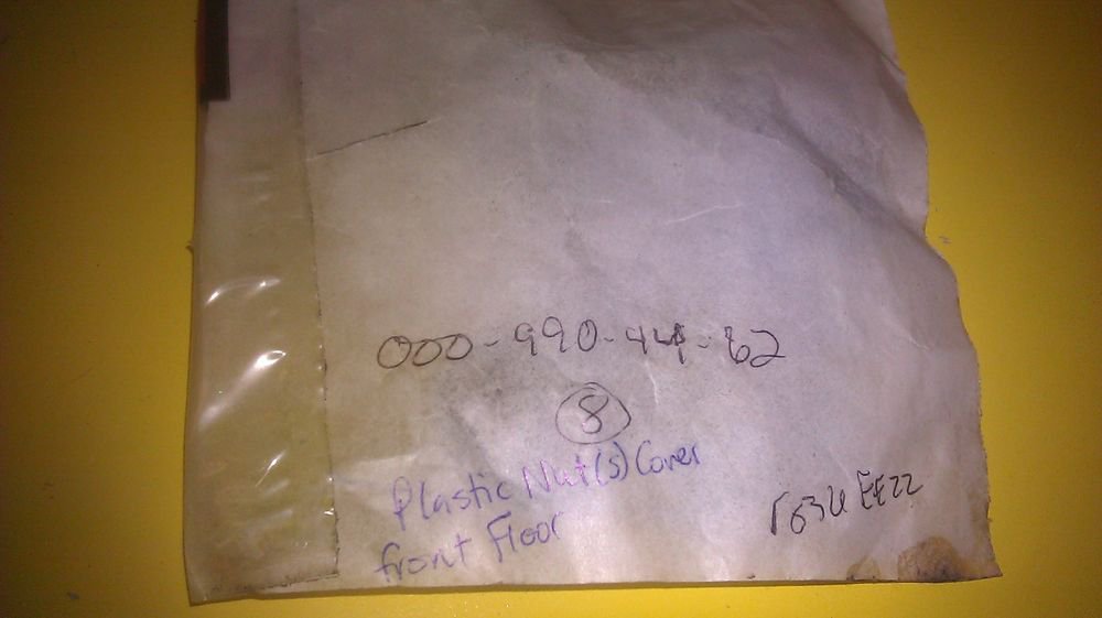 GENUINE MERCEDES-BENZ OEM PLASTIC NUT COVER 0009904462 / 000 990 44 62 ...