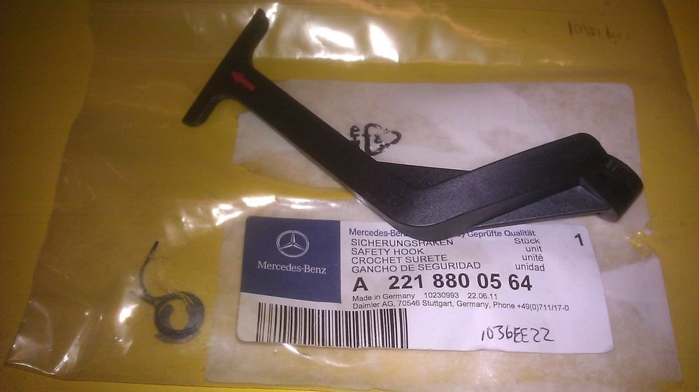 GENUINE MERCEDES-BENZ OEM SAFETY HOOK A2218800564 / A 221 880 05 64