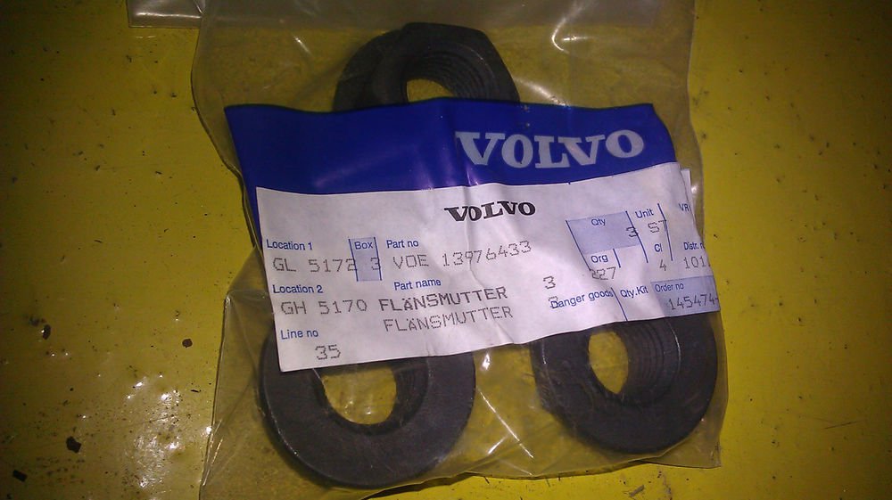 GENUINE VOLVO A35D FLANGE NUT FLANSMUTTER 13976433 / VOE13976433 - 3 PACK