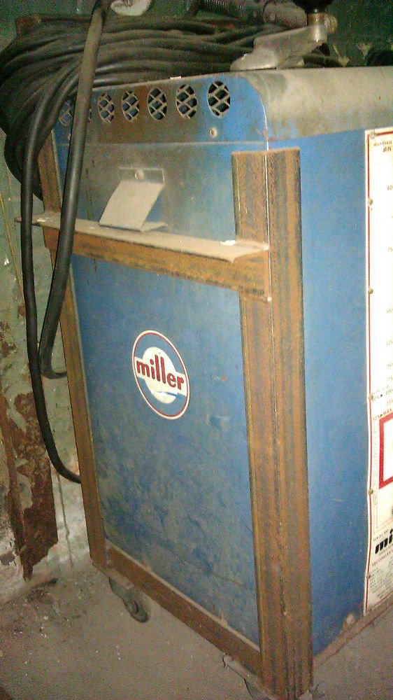 GENUINE VINTAGE MILLER MODEL 88 INDUSTRIAL ARC WELDER