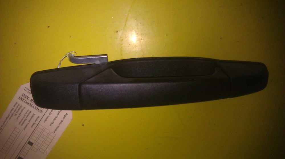 GENUINE OEM GM RIGHT / PASSENGER SIDE REAR DOOR HANDLE 25890260 / 603569013