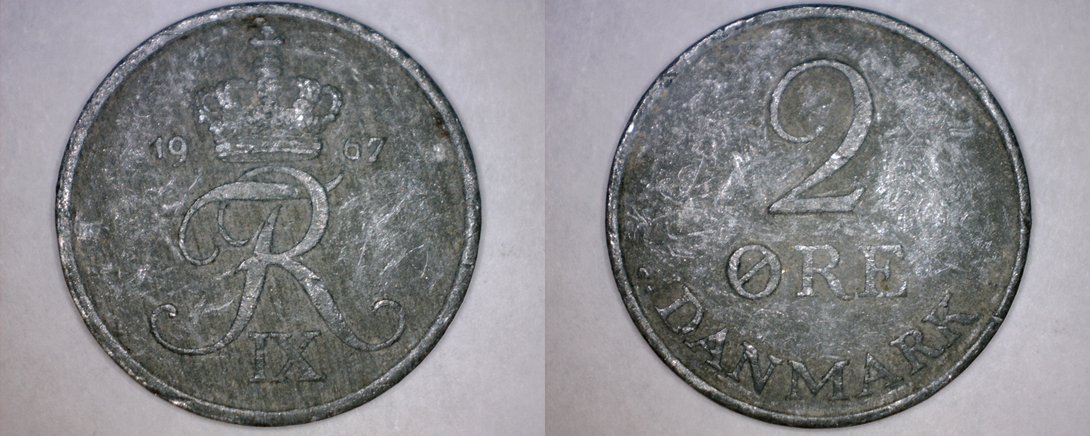 1967 Danish 2 Ore World Coin - Denmark