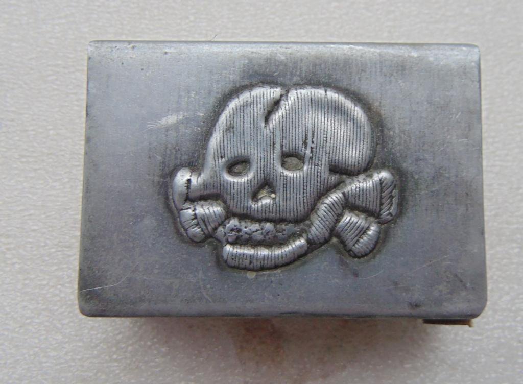 World War II matchbox #42