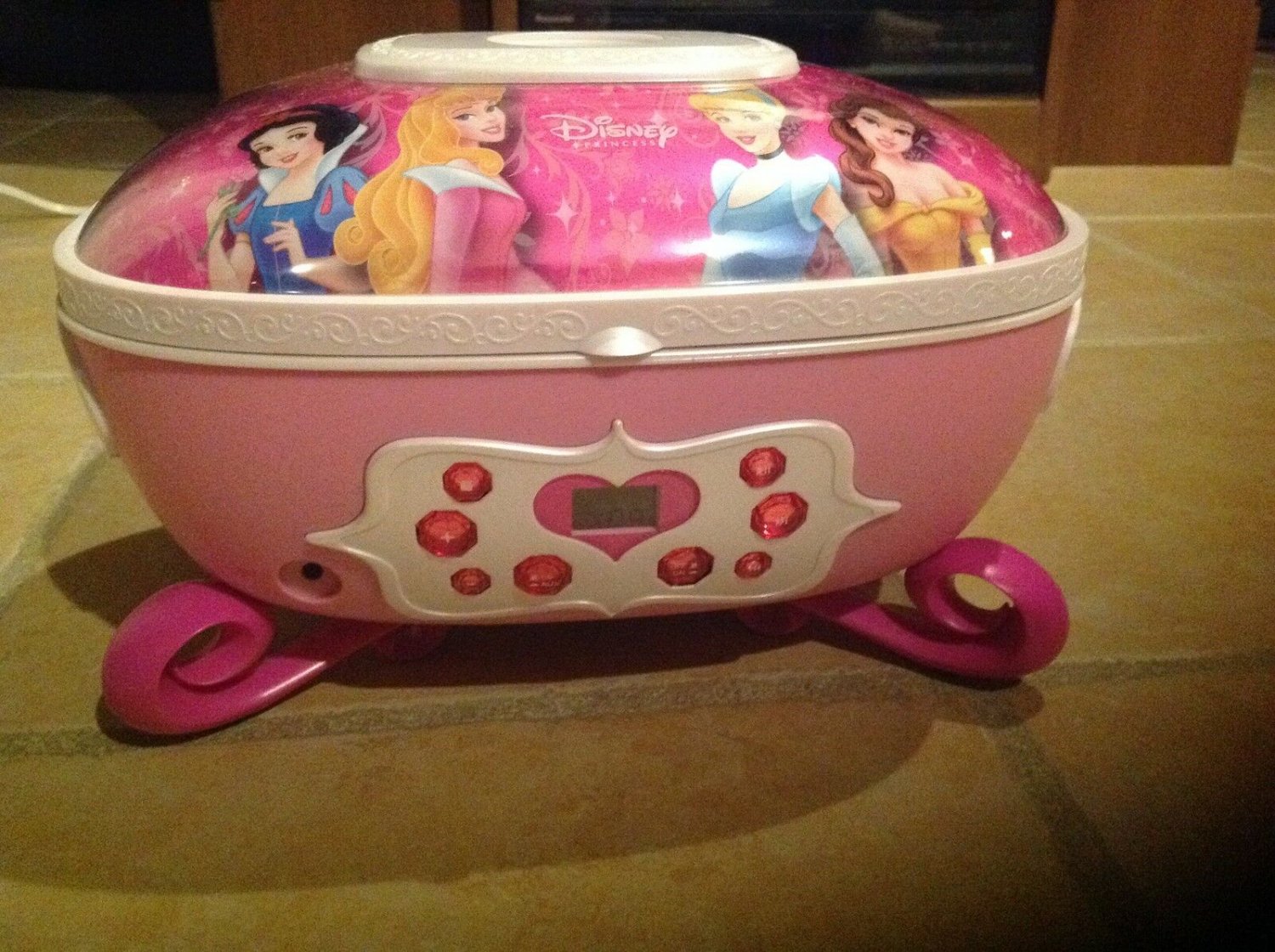 Disney Princess CD Boombox P500B Musical Jewlery Box