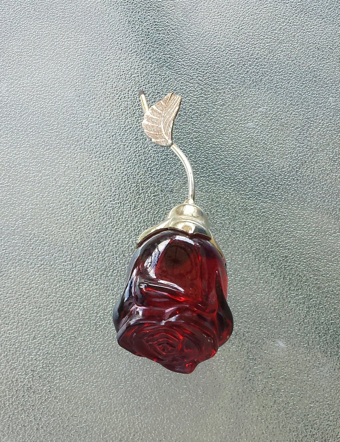 Vintage 70s AVON Ruby Red Glass Stemmed Rose Moonwind Cologne Perfume ...