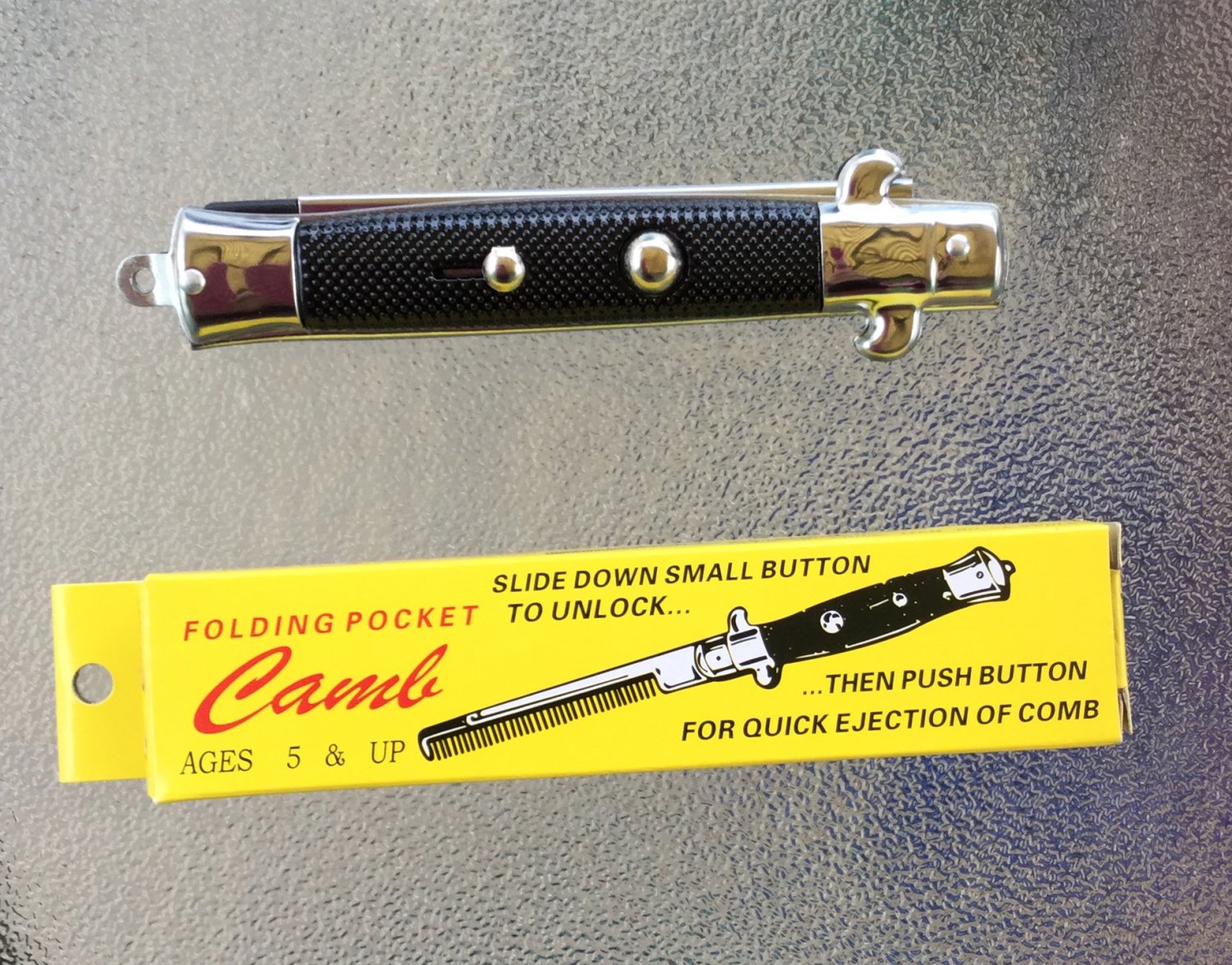 Vintage 50s Style Greaser Rebel Rouser Delinquent Switchblade Comb MINT ...