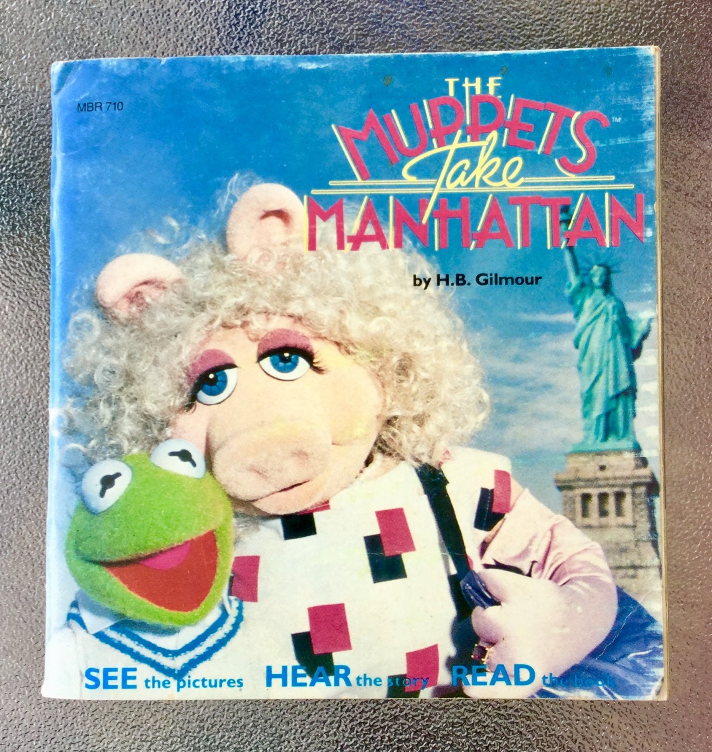 Vintage 80s The Muppets Take Manhattan Children's Talking storybook ...