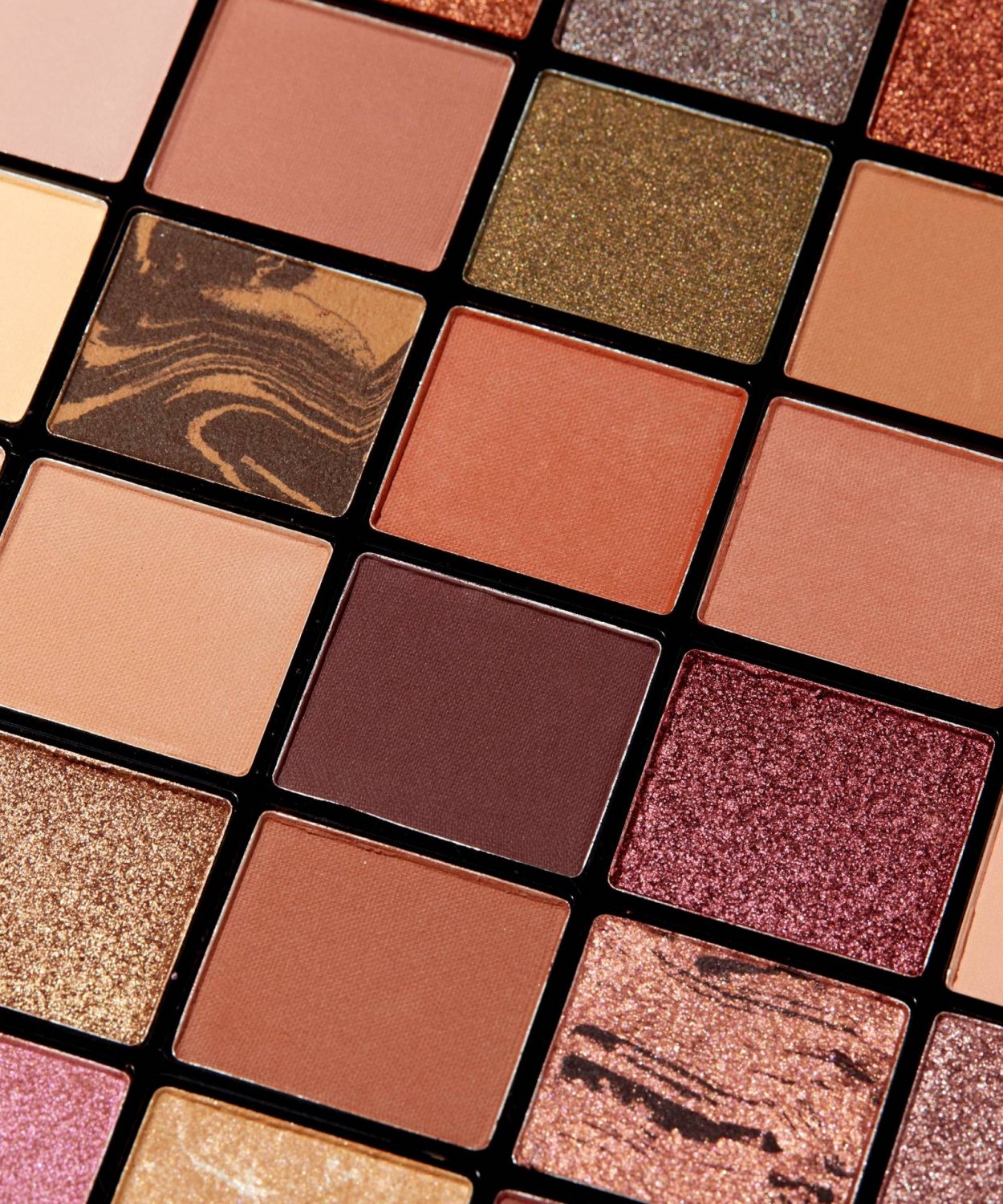 MAKEUP REVOLUTION MAXI RELOADED INFINITE BRONZE SHADOW PALETTE ...