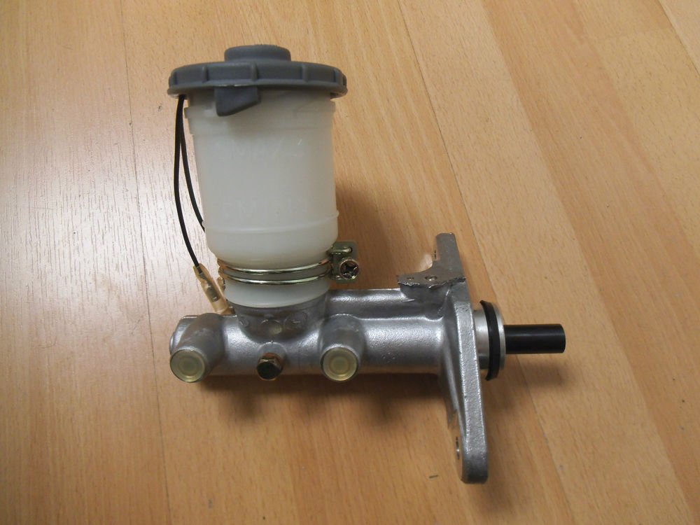 Master Brake Cylinder Assembly With Reservoir 391080 13/16 New