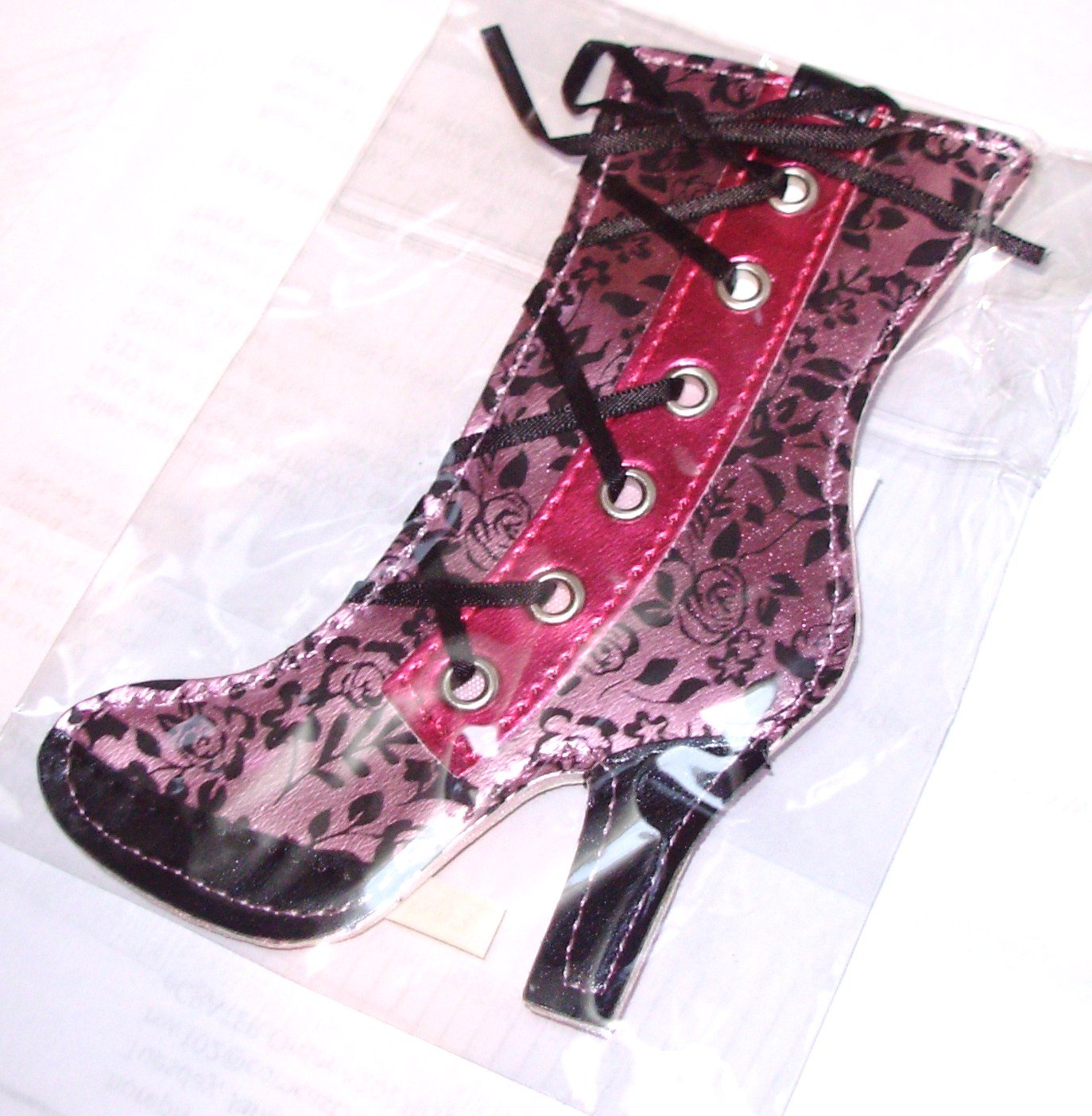 BOOT LUGGAGE TAGS HOT HOT PINK AND BLACK FLORAL PATTERN HIGH FASHION ...