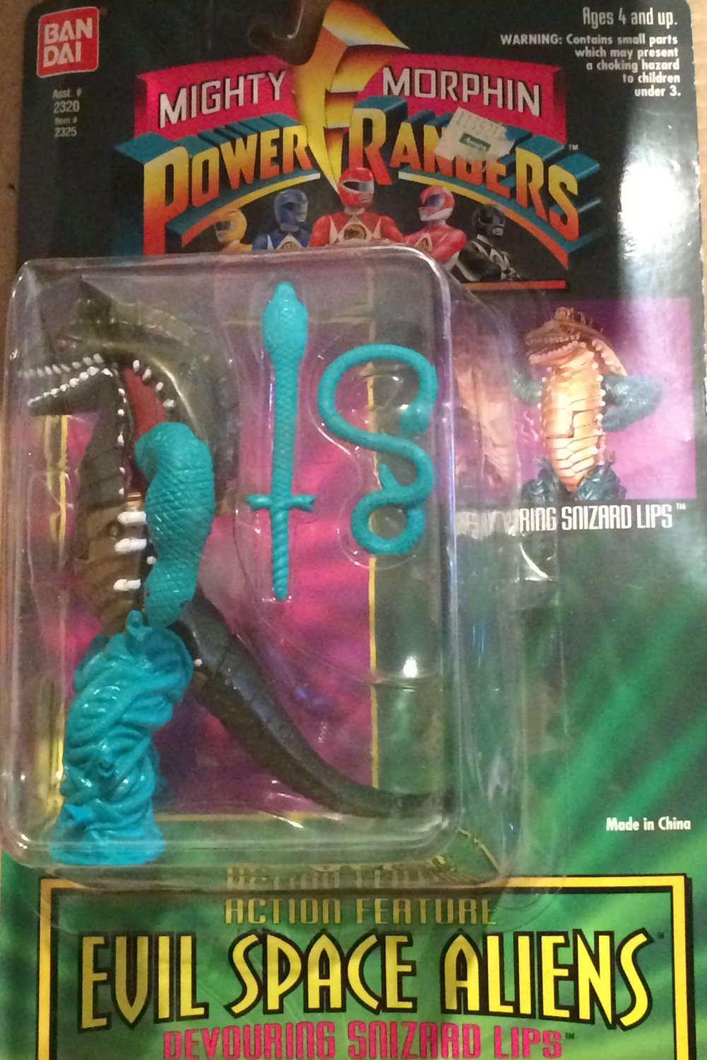 Devouring "Snizard Lips" Mighty Morphin Power Rangers Evil Space Alien ...