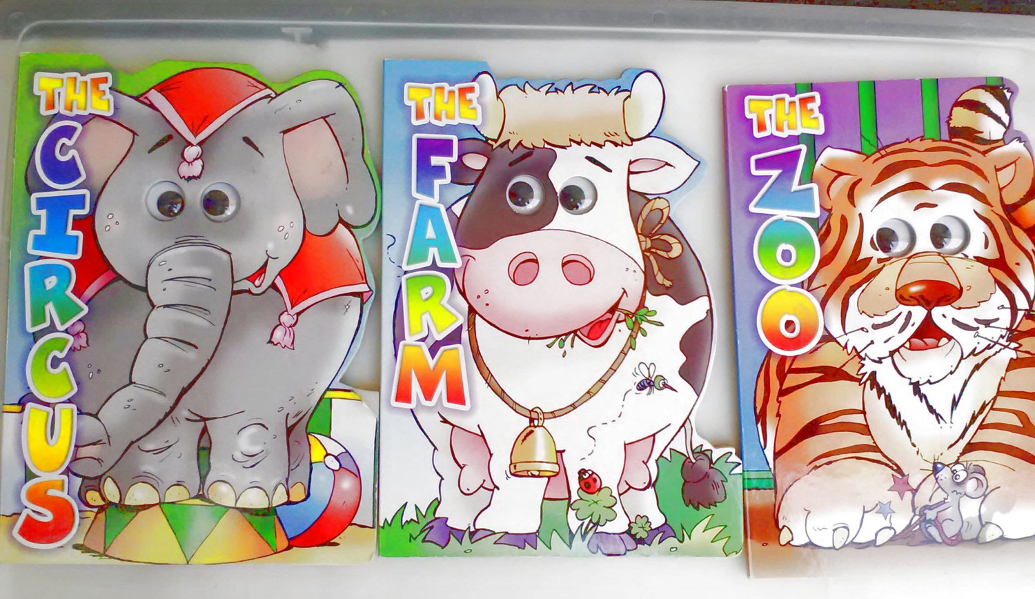 BENDON'S SET OF 3 OVERSIZE board books with plastic moving eyes