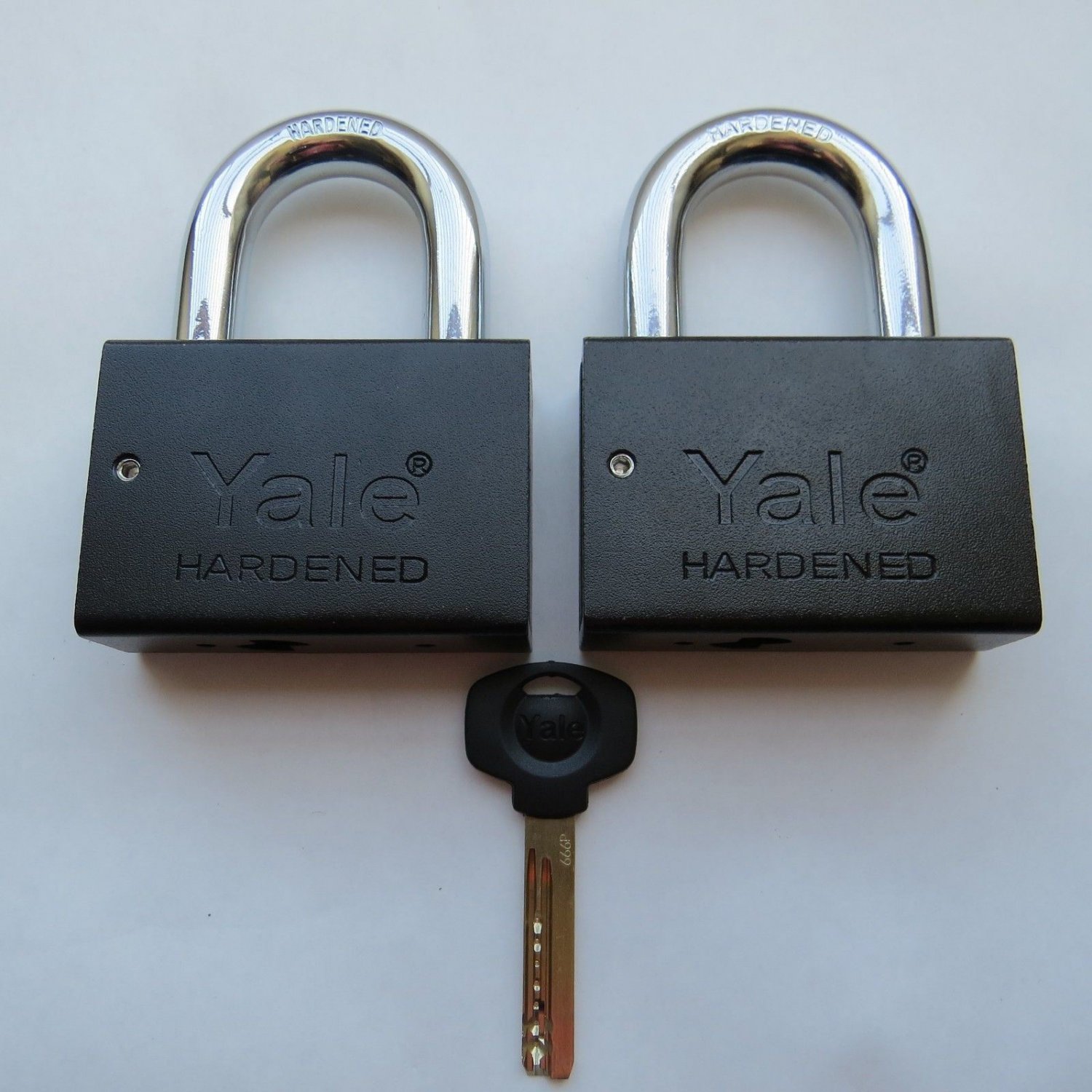 YALE PADLOCK HIGH SECUTRITY 1/2" SHACKLE HEAVY DUTY KEYED ALIKE