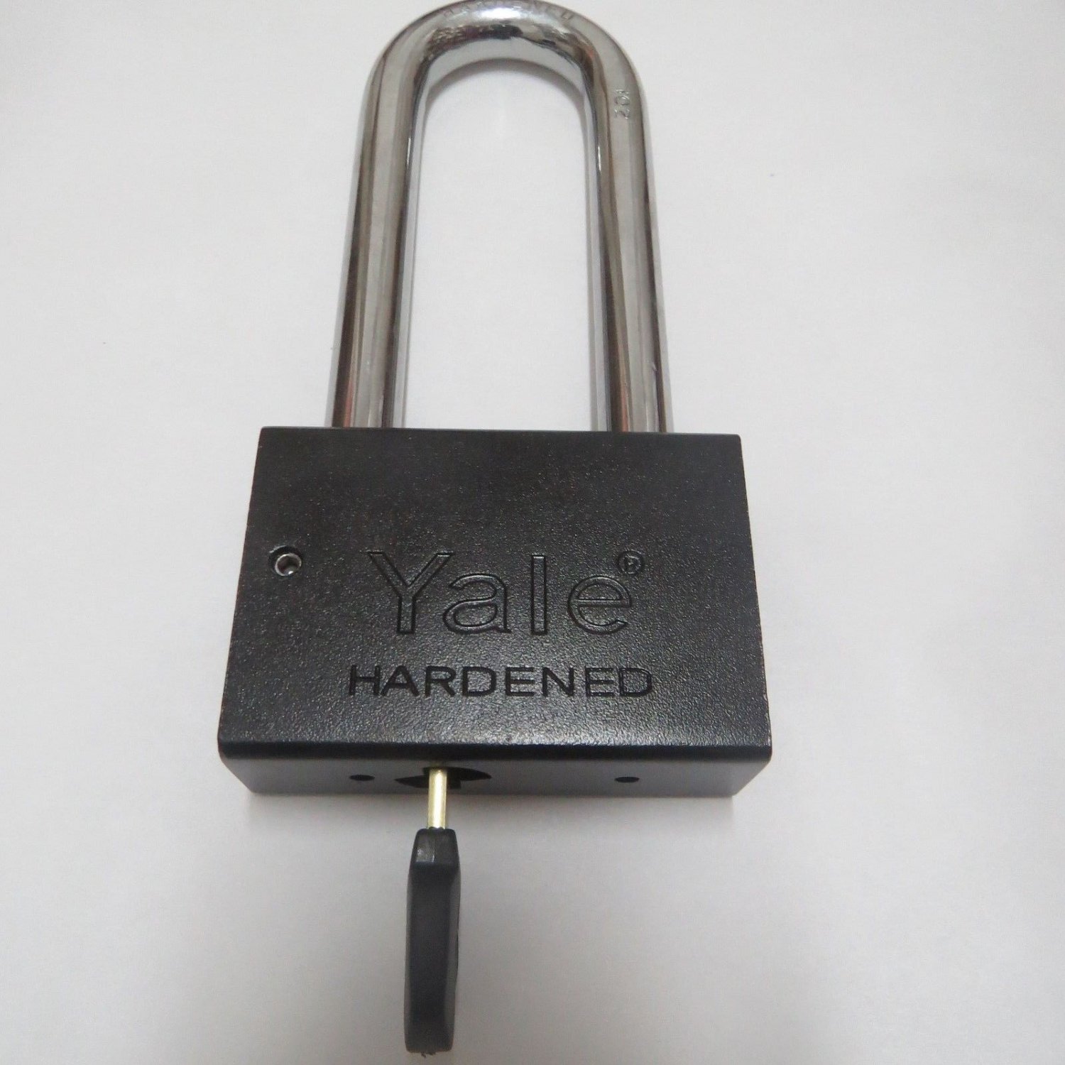 YALE LONG SHACKLE PADLOCK 4" CLEARANCE C-13 HIGH SECURITY 1/2" SHACKLE
