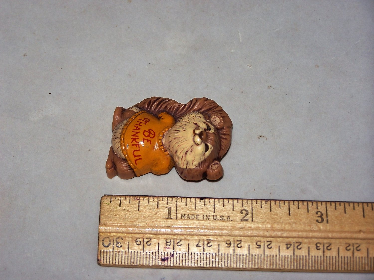 be thankful thanksgiving squirrel 1982 hallmark pin