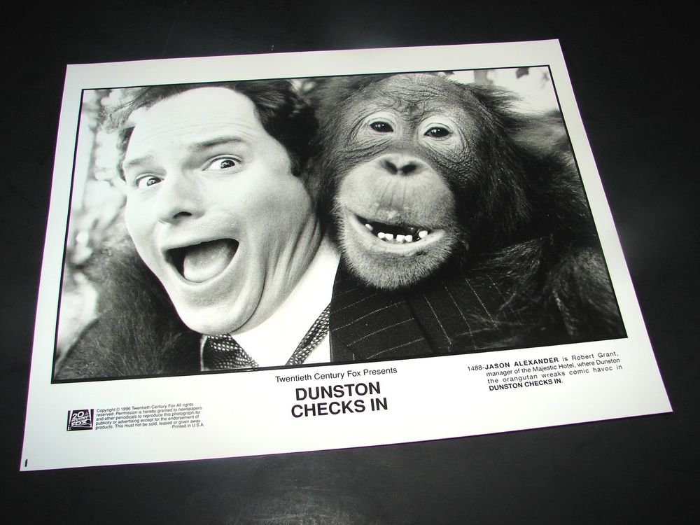 1996 DUNSTON CHECKS IN Movie Press Kit 8x10" Photo Jason Alexander ...