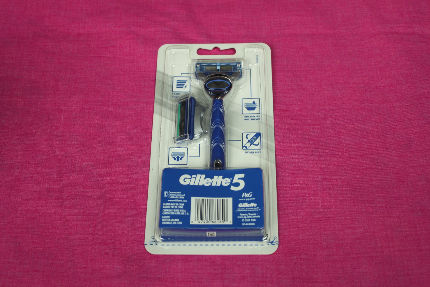 Gillette 5 Aqua Grip Razor with 2 Cartridges