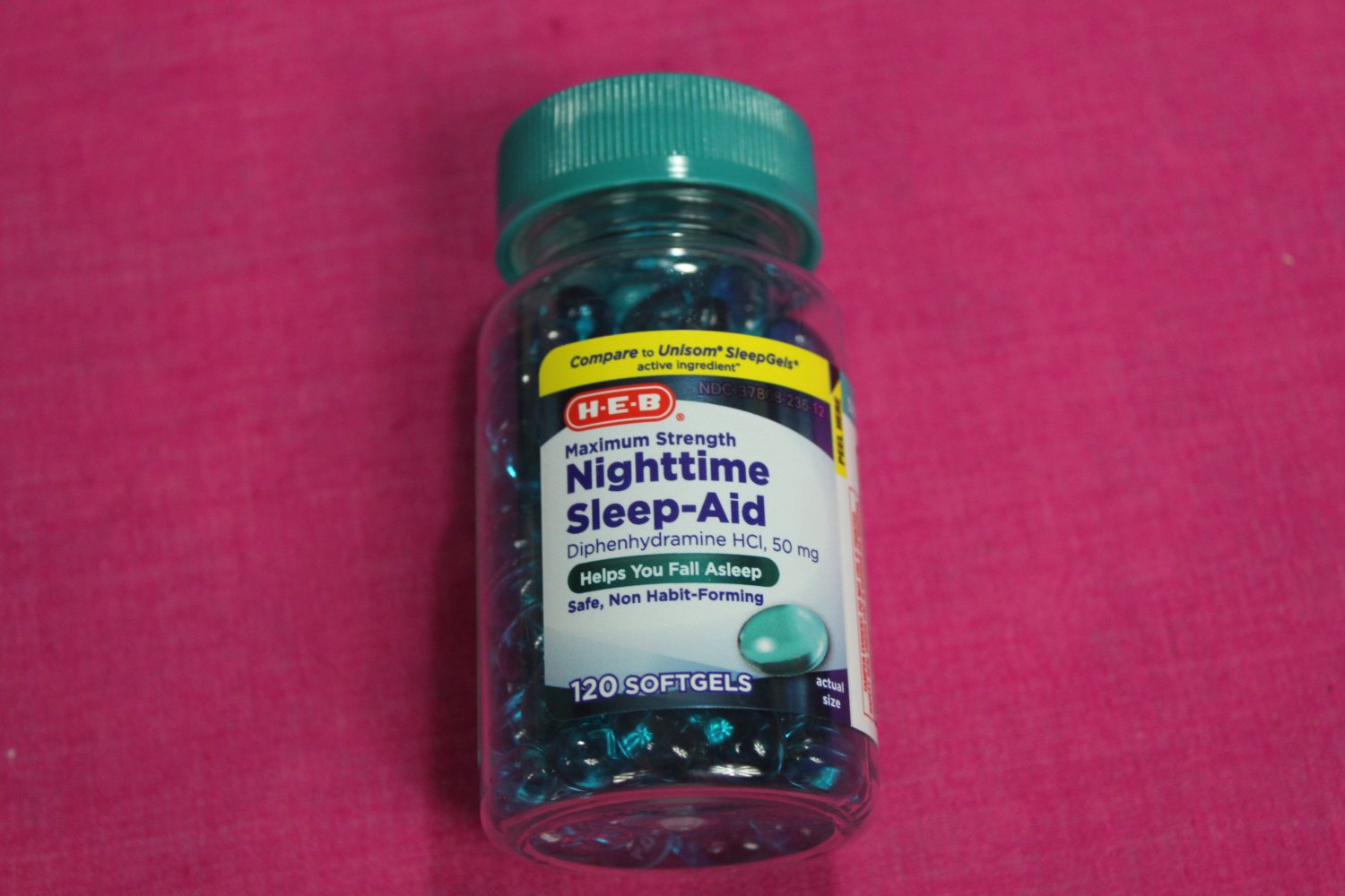 HEB Maximum Strength Nighttime Sleep Aid Diphenhydramine 120 gel caps