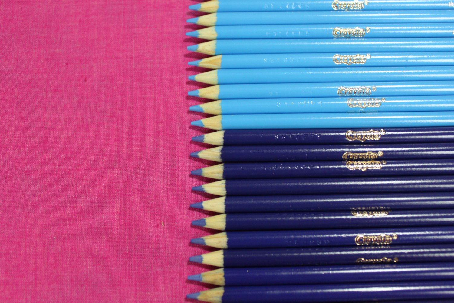 Crayola Single Color Pencils Set of 24 Blues