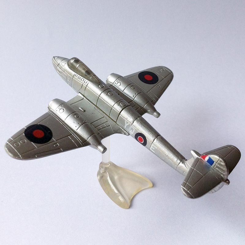 Chocoegg Warplane - Gloster Meteor F1 Bare Metal - Furuta