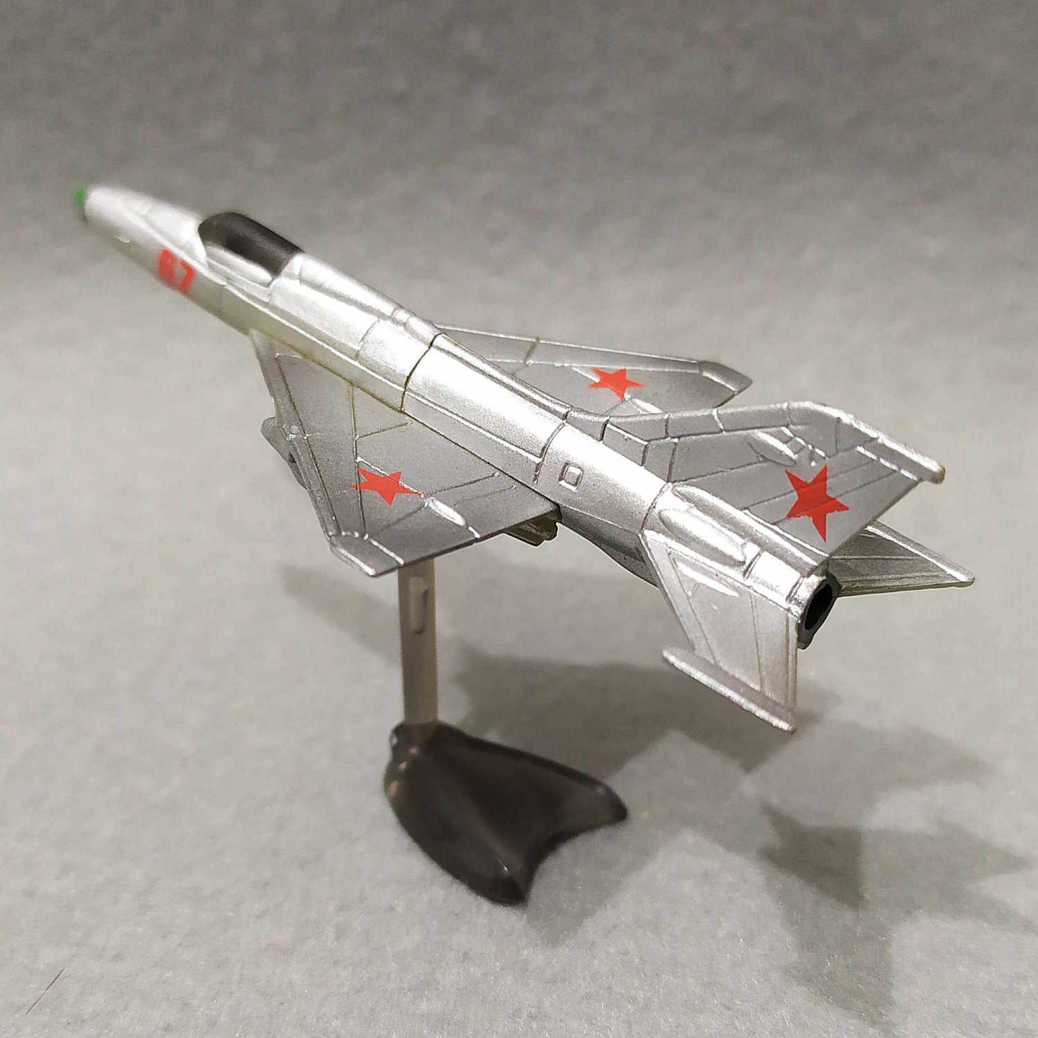 Choco Egg Fighter Aircraft of The World MiG-21 Non Scale 2.5" Shokugan ...