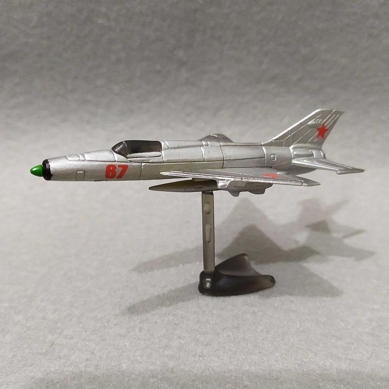 Choco Egg Fighter Aircraft of The World MiG-21 Non Scale 2.5" Shokugan ...